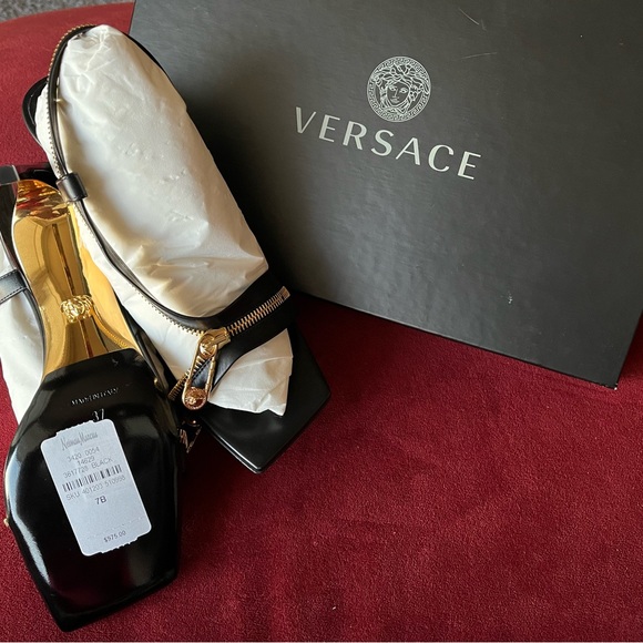 Versace | Shoes | Versace Black Leather Size 7 Brand New Excellent ...